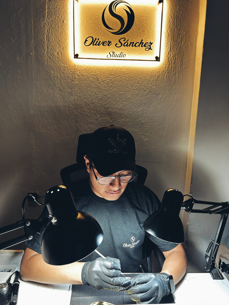 Oliver Sánchez Studio | Salón de Uñas y Belleza de Lujo en México